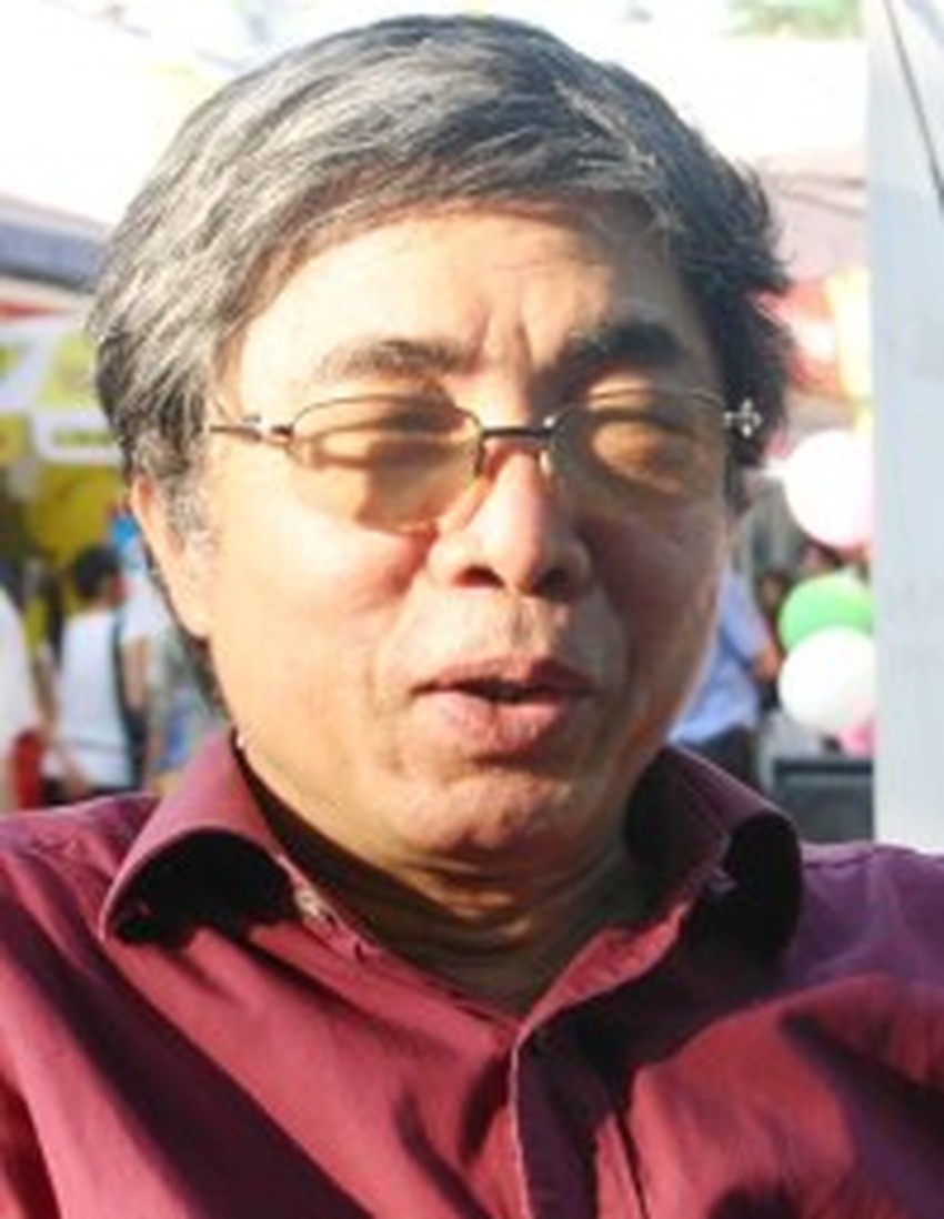 Nhà văn TRUNG TRUNG ĐỈNH - Bảo tàng Văn học Việt Nam